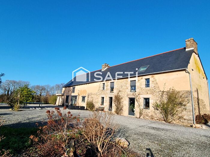 Maison à vendre - Ménéac - 6 pièces - 3 chambres