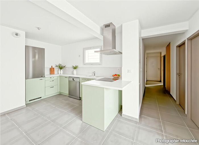 Appartement à vendre - Châteaurenard, Centre-ville - 3 pièces - 2 chambres