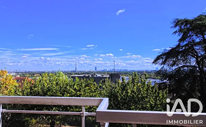 Appartement 4 pièces à Suresnes, Liberté, à vendre