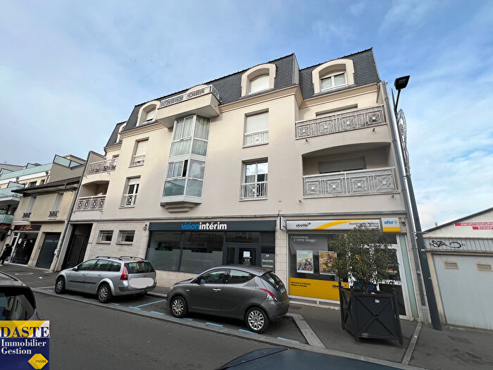 Appartement à vendre - Pontault-Combault, Mairie, Rouxel - 1 pièce