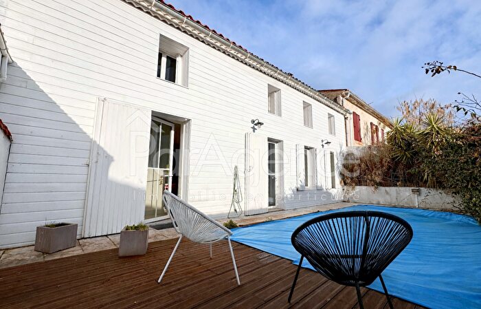 Maison à vendre - Saint-Palais-sur-Mer - 5 pièces - 4 chambres