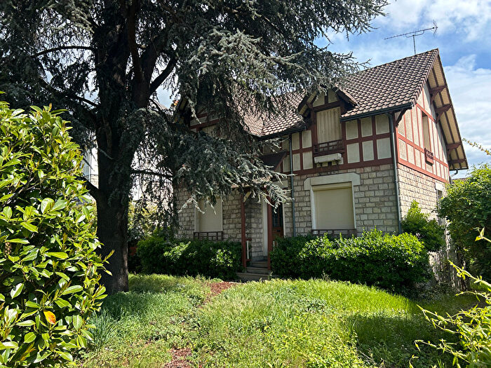Maison 5 pièces à vendre à Mantes-la-Jolie, Centre-ville
