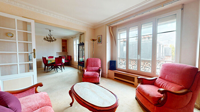 Appartement 4 pièces à vendre à Saint-Ouen, Pasteur, Zola