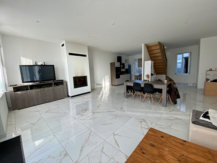 Maison à vendre - La Machine - 5 pièces - 4 chambres