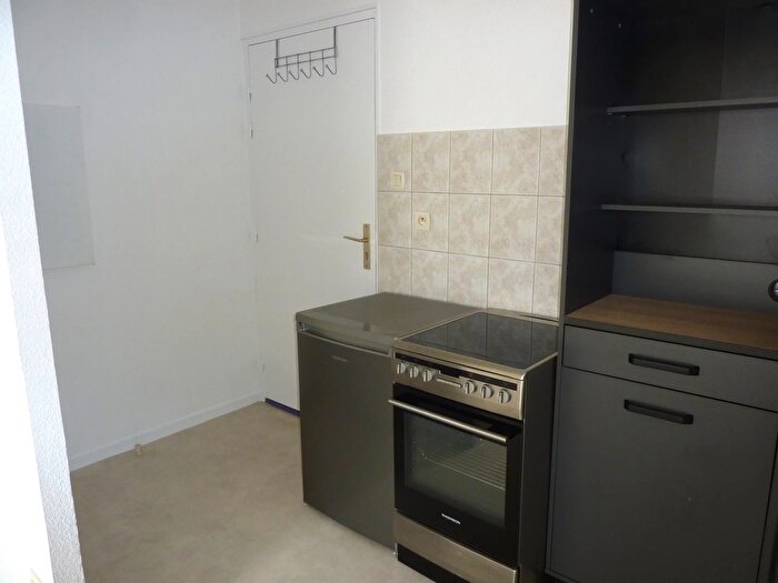 Montbéliard, Centre-ville, Prairie, Batteries du Parc, Charmontet : Appartement 2 pièces à louer