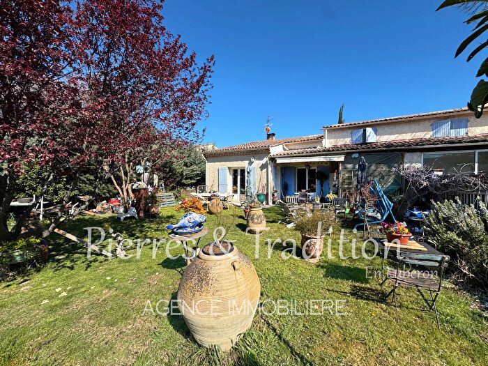 Apt : Maison 4 pièces à vendre