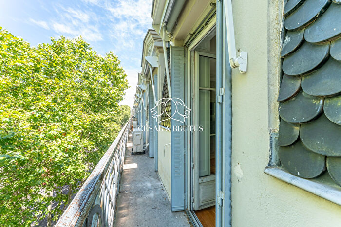 Lyon 3ème, Mutualité, Préfecture, Moncey : Appartement 5 pièces à vendre