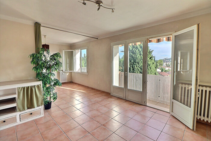 Hyères, Maurels : Appartement 3 pièces à vendre