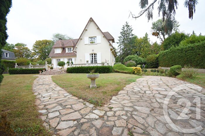 Maison à vendre - Bellerive-sur-Allier - 8 pièces - 5 chambres