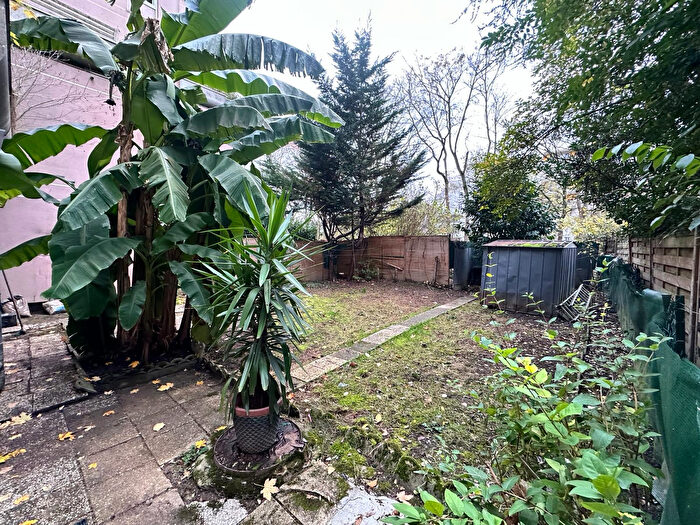 Appartement à vendre - Évry, Les Pyramides - 3 pièces - 2 chambres