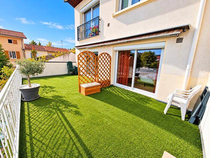 Saint-Genis-Laval : Appartement 4 pièces à vendre