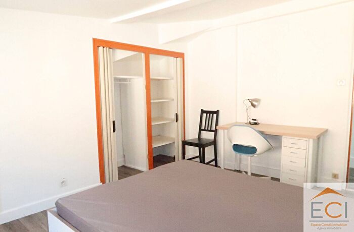 Appartement à louer - Centre-Hôtel de Ville, Limoges - 1 pièce - 1 chambre