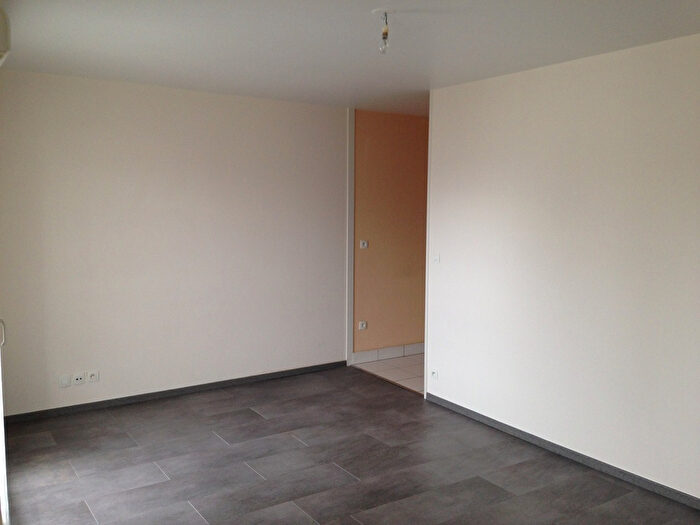 Appartement à louer - Angers, Madeleine, Saint-Léonard, Justices - 1 pièce