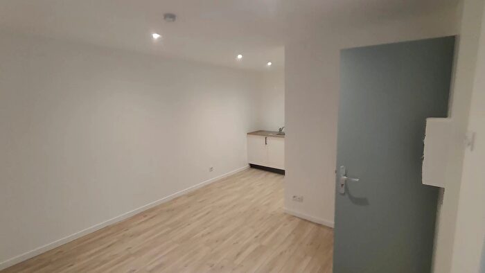 Appartement 1 pièce à Saint-Omer, Les Castors, à louer