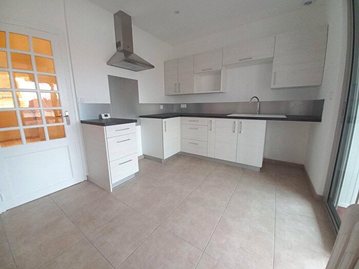 Maison à louer - Libération, Cholet - 4 pièces - 3 chambres