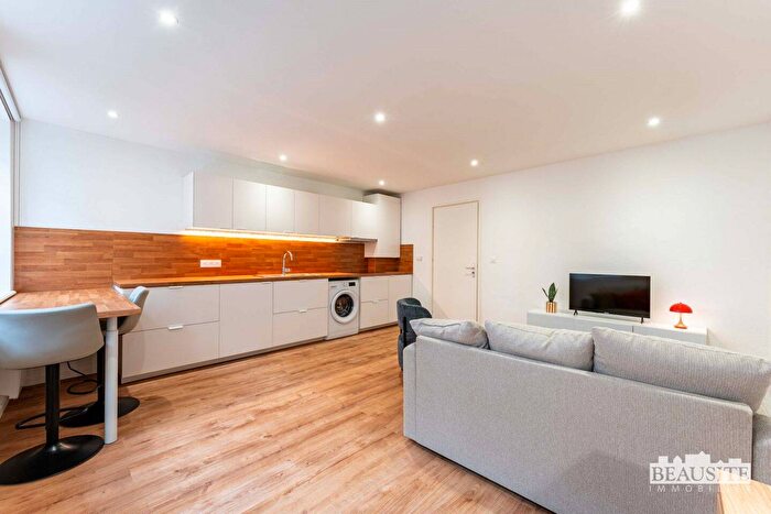 Appartement à louer - Petite France Centre, Strasbourg - 2 pièces - 1 chambre