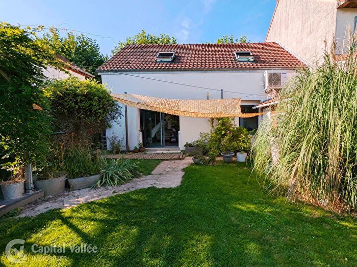 Saint-Rémy-lès-Chevreuse : Maison 4 pièces à louer