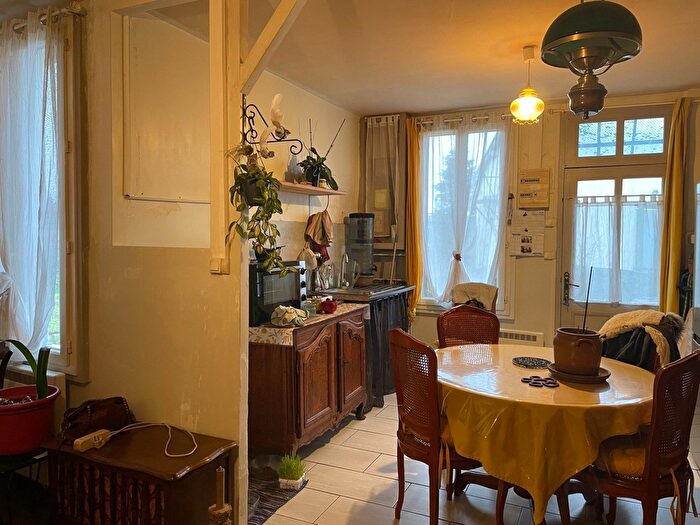 Maison à vendre - Montmarault - 2 pièces - 1 chambre