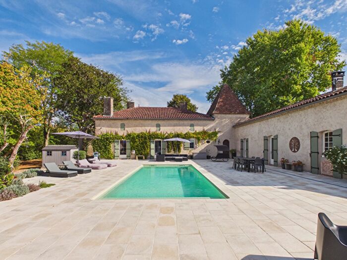 Maison 11 pièces à Castelmoron-sur-Lot, à vendre