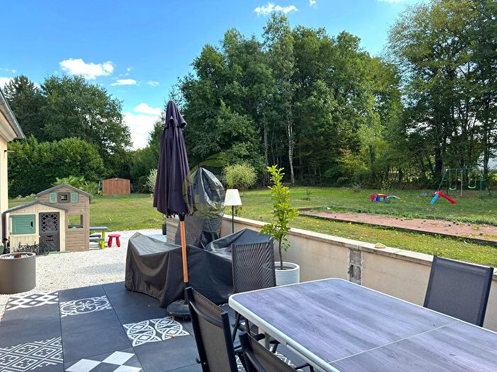 Maison à vendre - Saint-Martin-dAuxigny - 7 pièces - 5 chambres