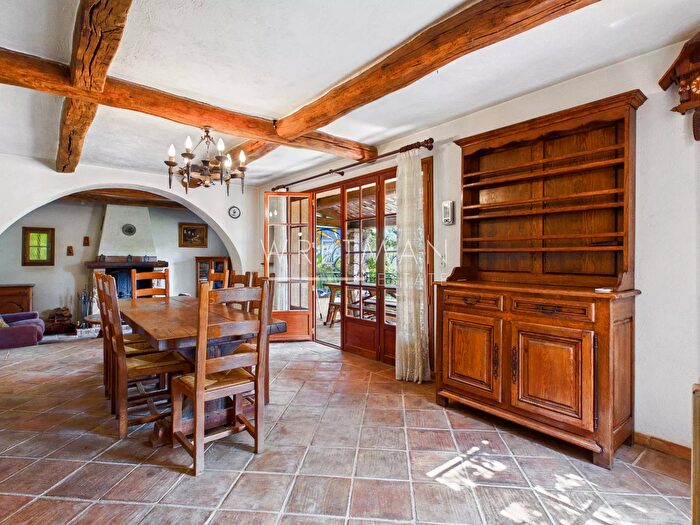 Le Bar-sur-Loup - Maison 5 pièces à vendre
