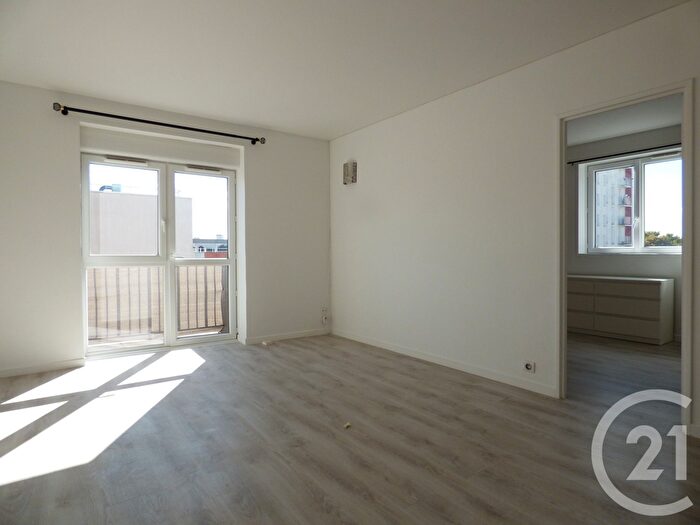 Appartement 3 pièces à louer - Créteil, Haut du Mont-Mesly