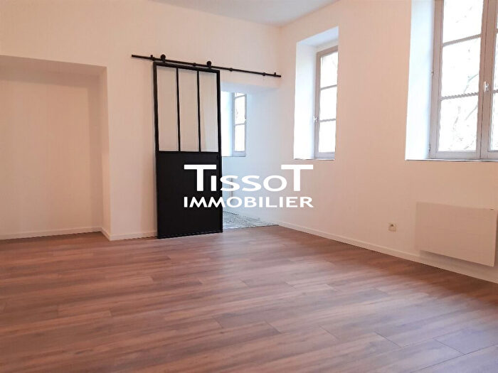 Appartement 2 pièces à louer à Nîmes, Carmes