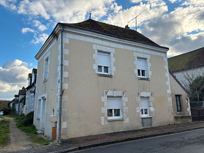 Maison à vendre - Charnizay - 2 pièces - 1 chambre