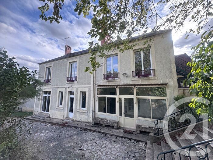 Trucy-l'Orgueilleux : Maison 7 pièces à vendre