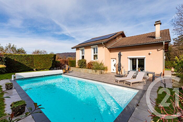 Maison à vendre - Saint-Martin-dUriage - 6 pièces - 4 chambres