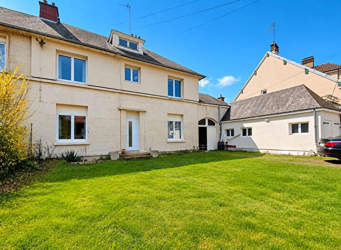 Maison 5 pièces à Noyon, à vendre