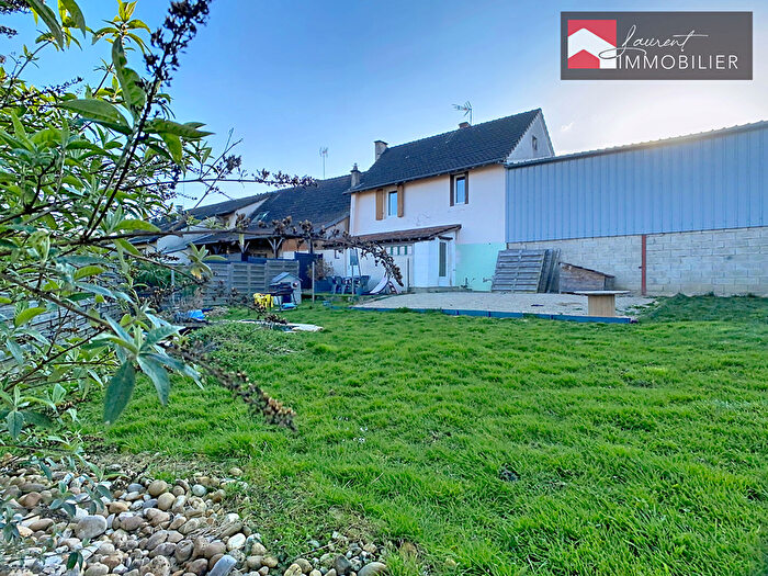 Maison à vendre - Cuisery - 4 pièces - 2 chambres