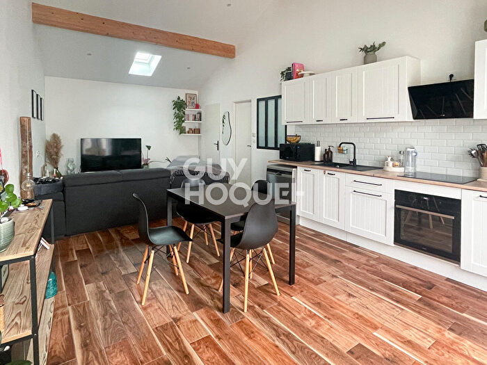 Appartement à vendre - Luzinay - 2 pièces - 1 chambre