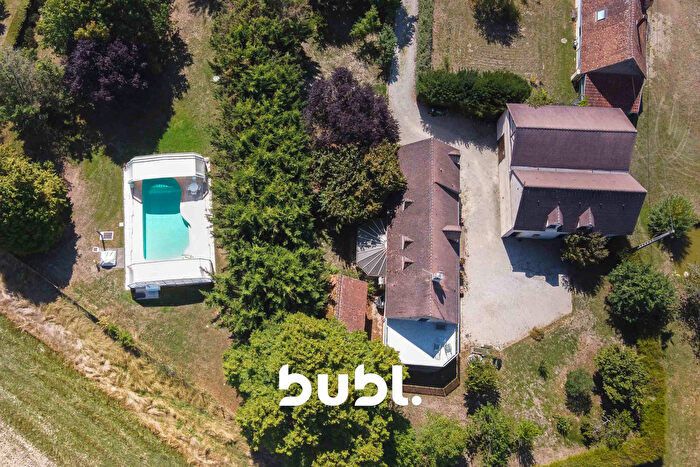 Maison à vendre - Beaulieu-sur-Loire - 8 pièces - 4 chambres