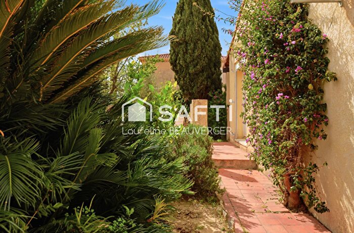 Maison à vendre - La Londe-les-Maures, Centre-ville - 3 pièces - 2 chambres