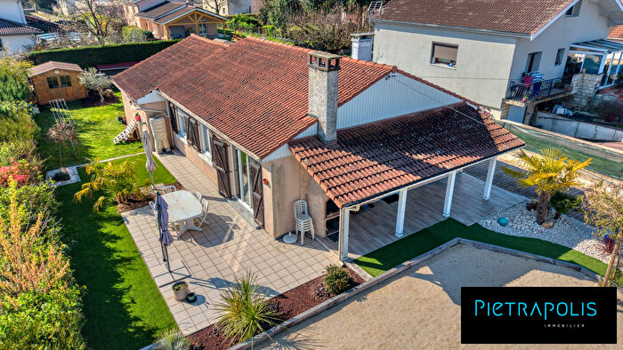 Maison 5 pièces à Saint-Romain-de-Jalionas, à vendre