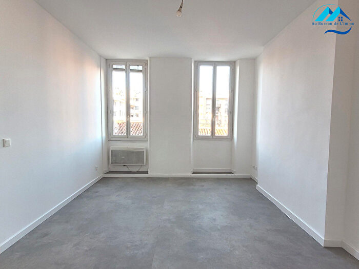 Appartement à louer - Marseille e , Belle de Mai - 2 pièces - 1 chambre