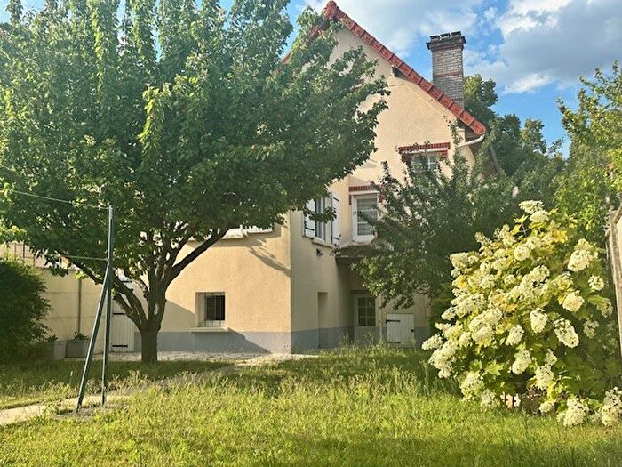 Maison 5 pièces à Bonneuil-sur-Marne, Centre-ville, Parc du Raincy, à vendre