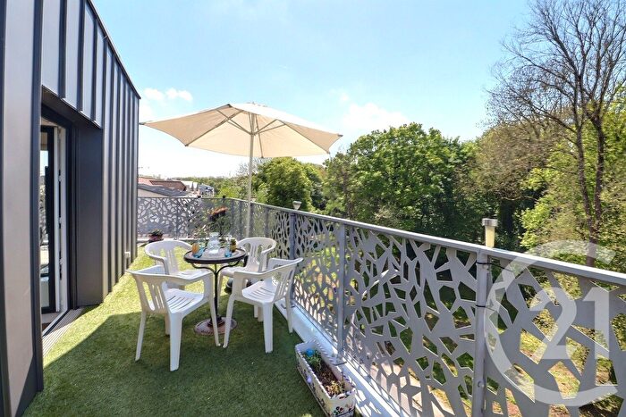 Appartement à vendre - Villepinte, Vert Galant - 5 pièces - 3 chambres