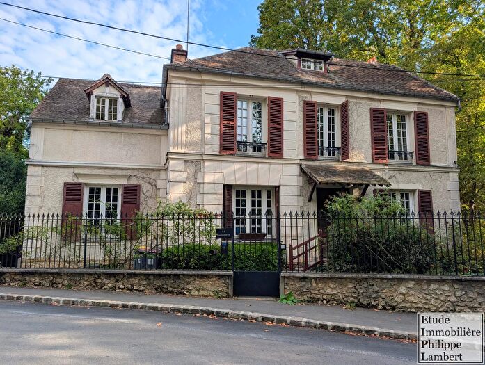Maison 7 pièces à Bois-le-Roi, à vendre