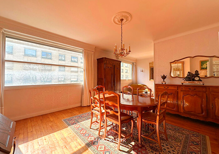 Appartement à vendre - Nantes, Centre-ville - 4 pièces - 2 chambres