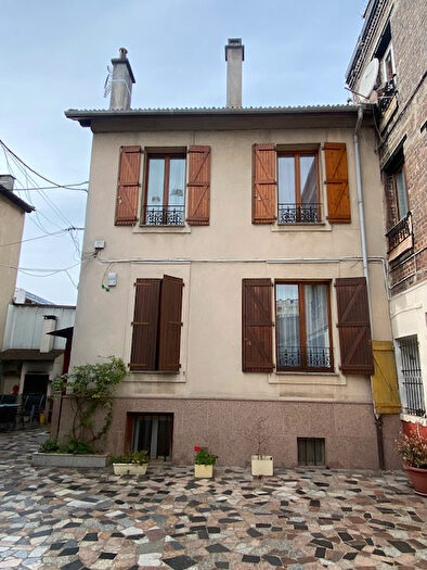 Aubervilliers, Landy-Plaine, Marcreus, Pressensé - Maison 4 pièces à vendre
