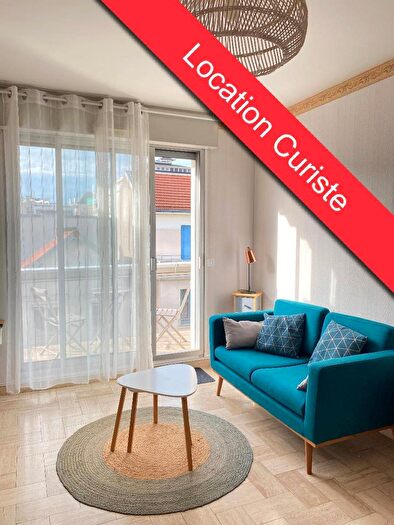 Appartement à louer - Les Bains-République, Vichy - 1 pièce