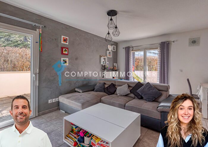 Appartement à vendre - Seyssins - 3 pièces - 2 chambres