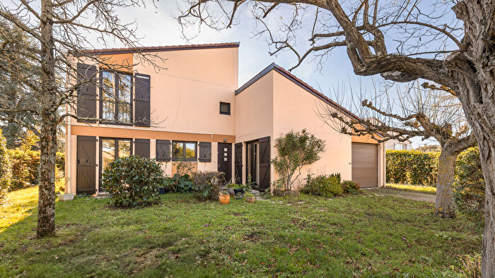 Maison à vendre - Villeneuve-Tolosane - 5 pièces - 4 chambres