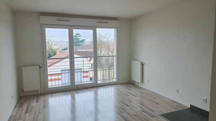 Conflans-Sainte-Honorine, Chennevières - Appartement 1 pièce à louer
