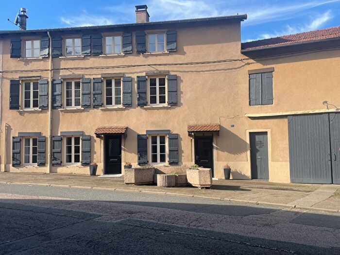 Maison à vendre - Thizy - 7 pièces - 5 chambres