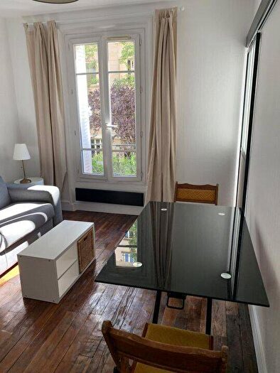 Appartement à louer - Reine-Mairie, Boulogne-Billancourt - 2 pièces - 1 chambre