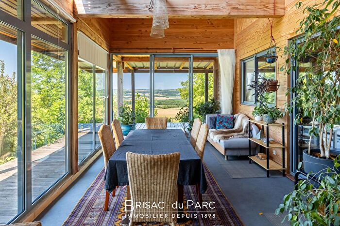 Maison 7 pièces à vendre à Aubaine