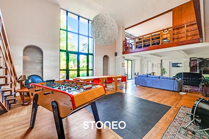 Maison 10 pièces à Rueil-Malmaison, Coeur de Ville, à vendre